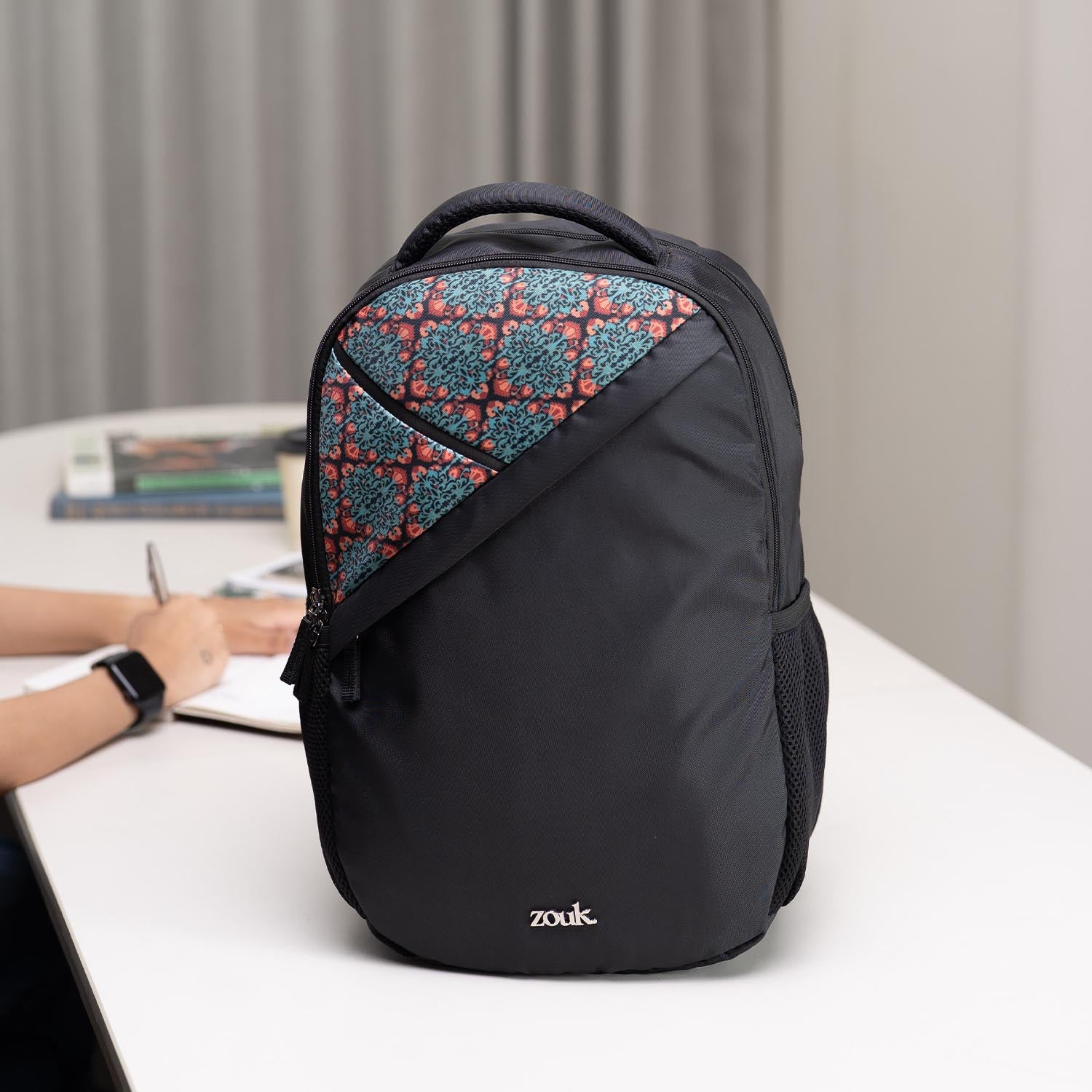 Taaran Backpack - Kolkata Nouveau