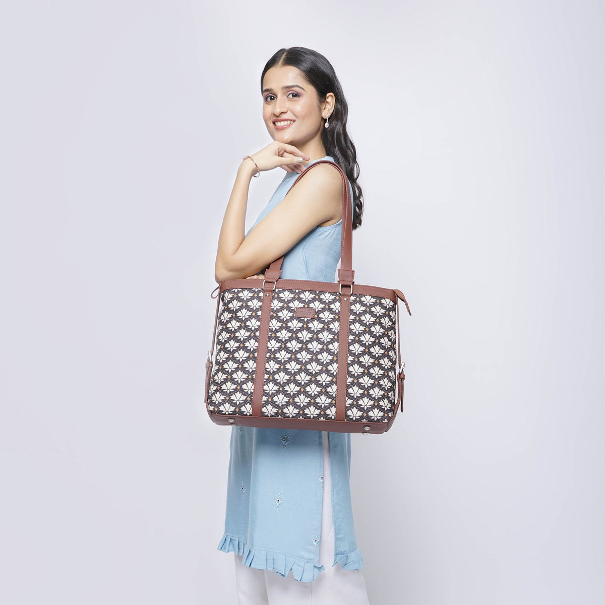 Office Bags for Women: Buy Best Ladies Office Bags Online - Zouk