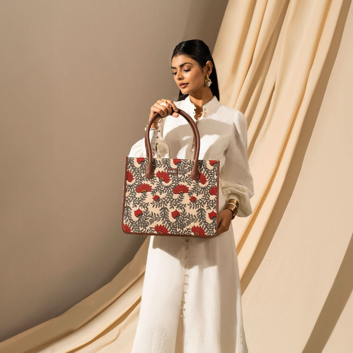 Tote Bags: Buy Best Tote Bags Online at Great Prices - Zouk