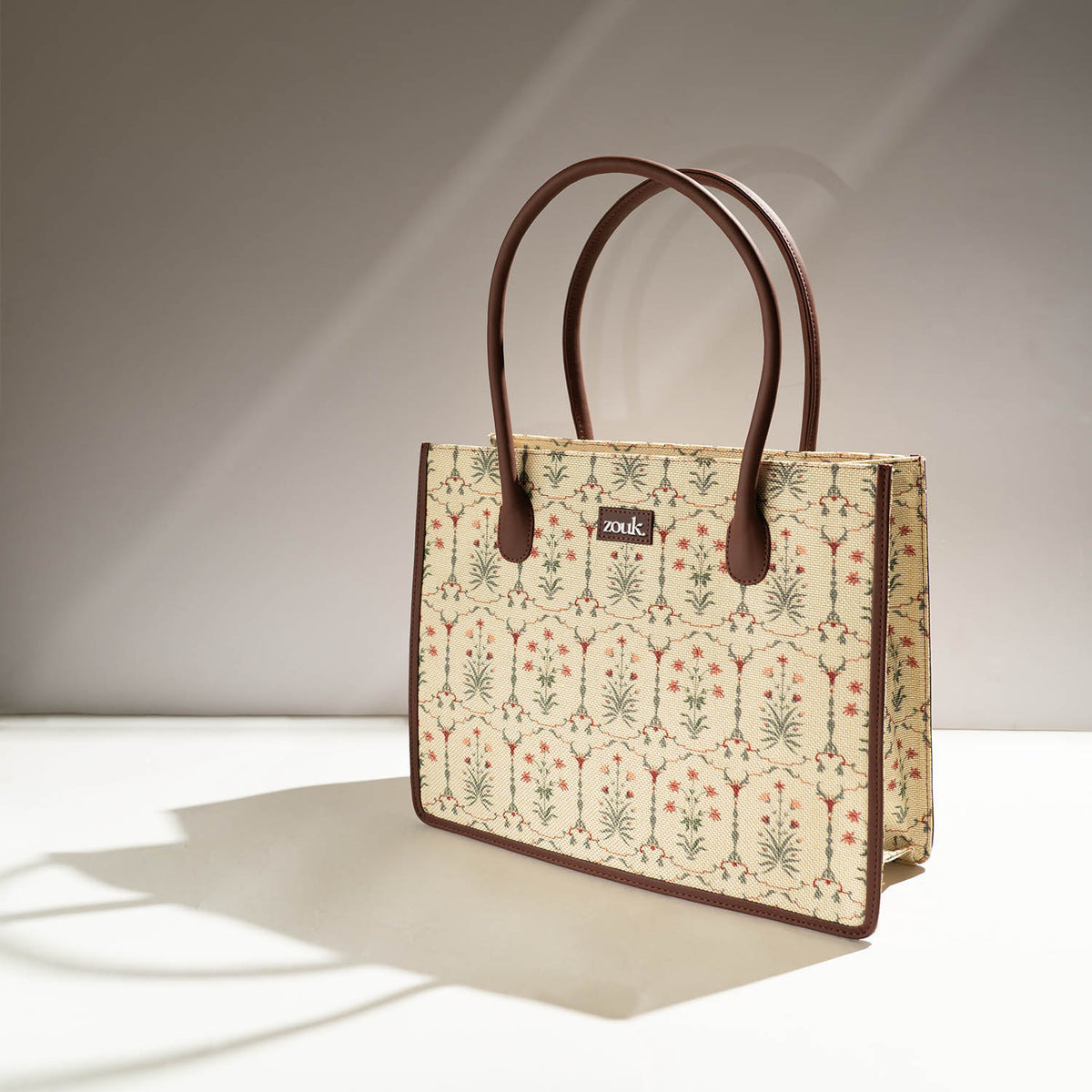 Tote Bags: Buy Best Tote Bags Online at Great Prices - Zouk
