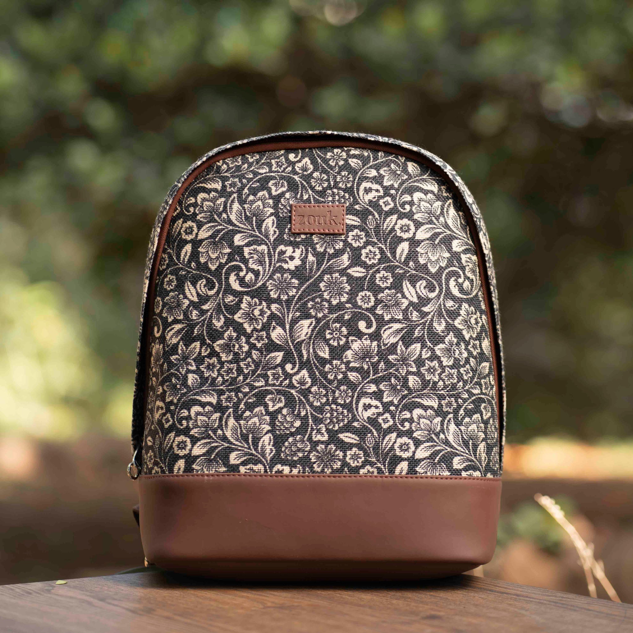 FloMotif Dome Daypack