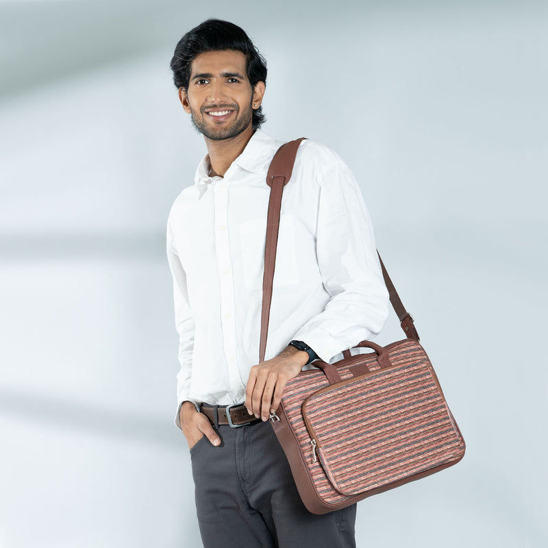Laptop Bags: Buy Best Laptop Bags Online at Great Prices - Zouk