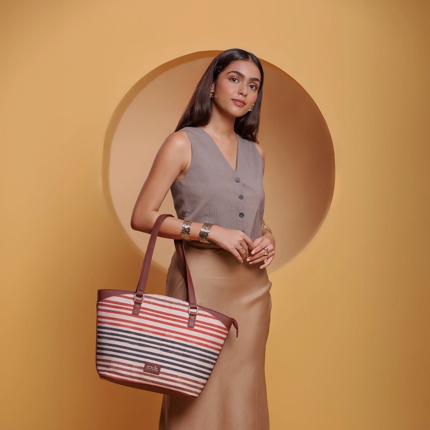 Qutub Stripes Classic Travel Tote