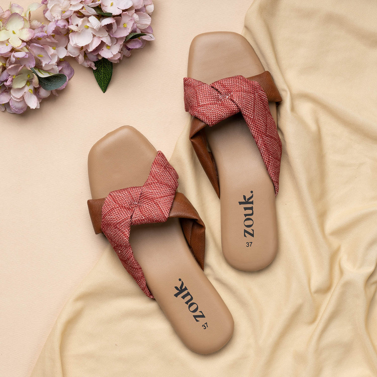 Sliders for Women: Buy Slipper Sliders, Slide Flip Flops for Women at ...