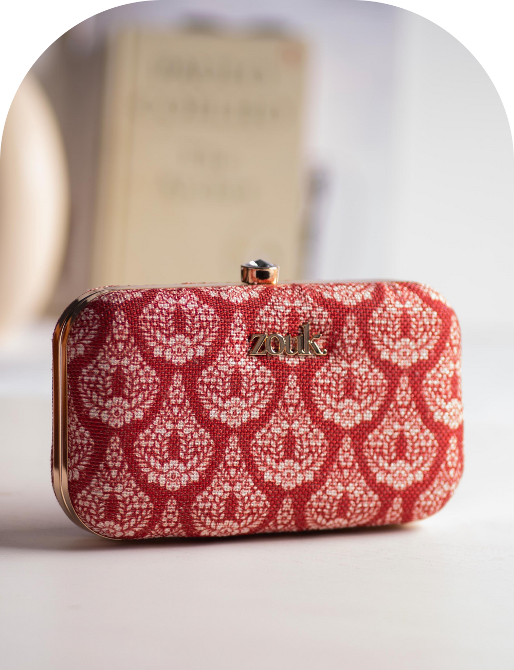 Online Fashion & Lifestyle Store for Bags, Wallets & Footwear - Zouk