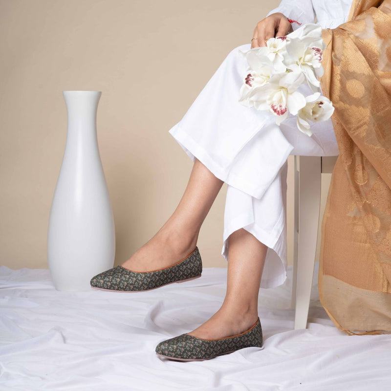 Bellies for Women: Buy Ballerina Shoes Online for Women at great price ...