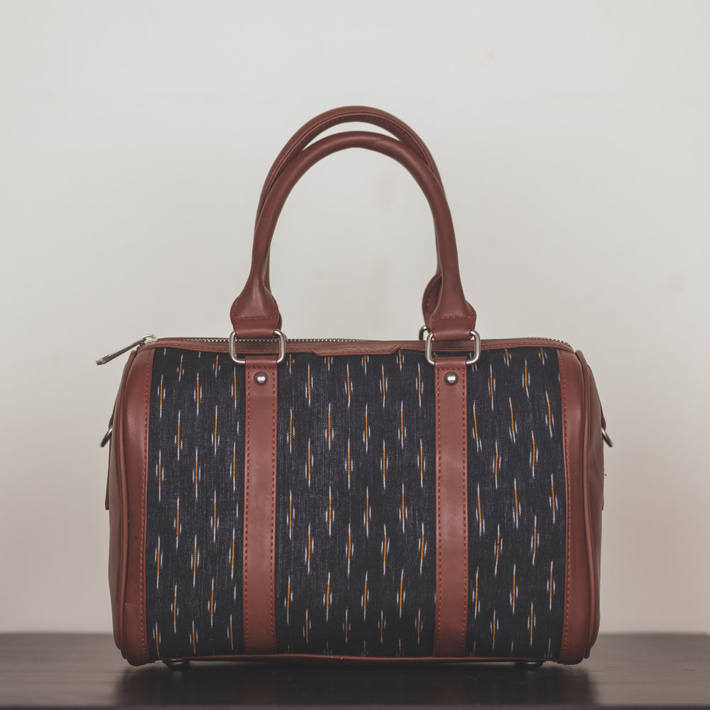 Handbags: Buy Latest Handbags Online at Best Prices - Zouk