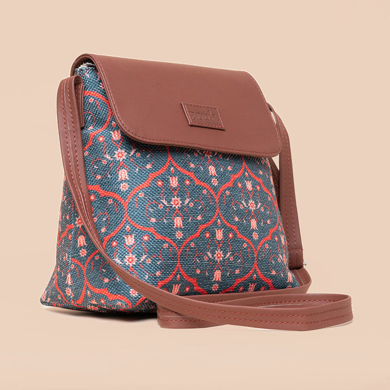 Sheesh Mahal Jaali Motif Flap Sling Bag – Zouk